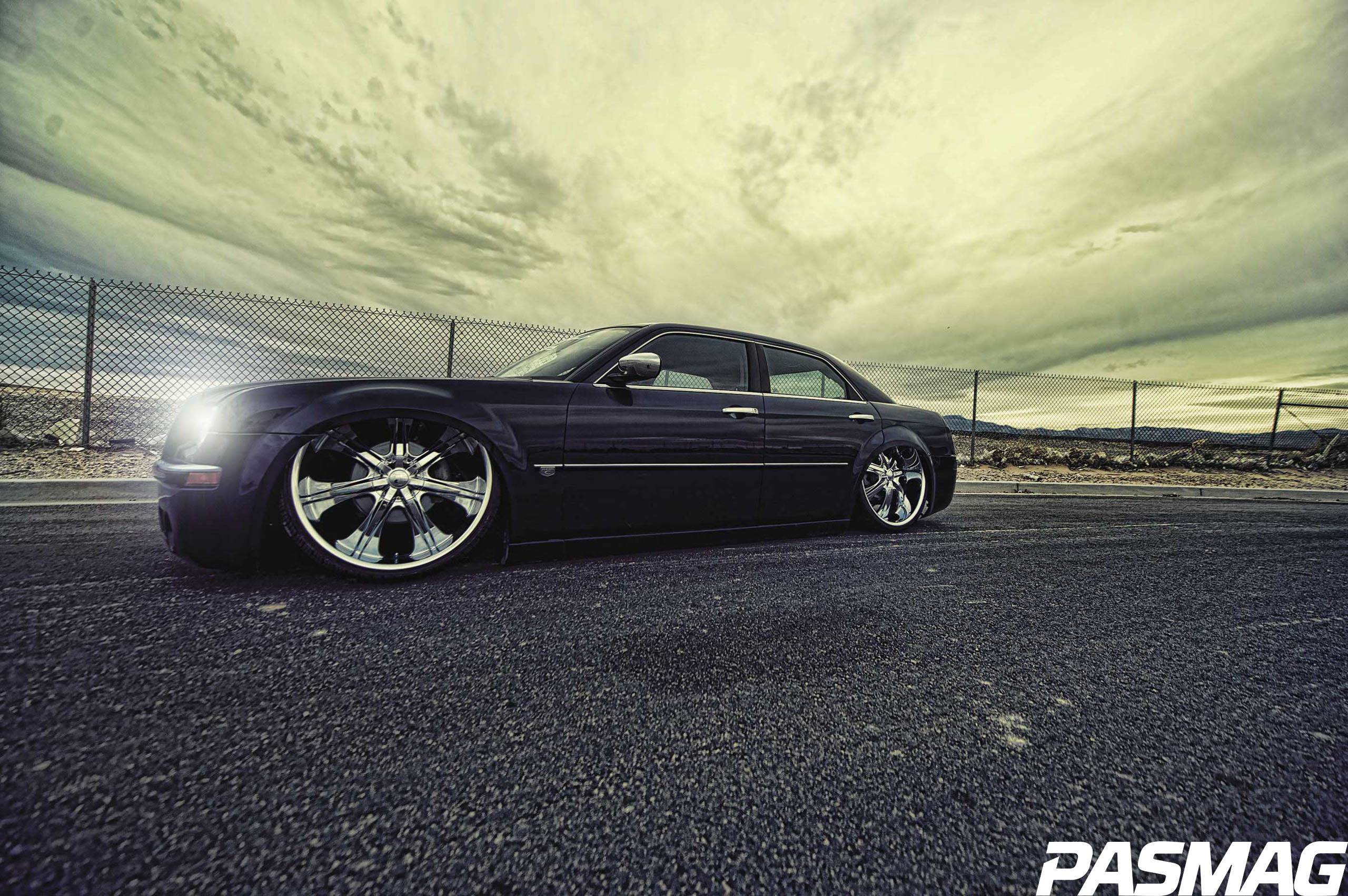 Builders Challenge: Rory Griffith's 2006 Chrysler 300C - PASMAG is the ...
